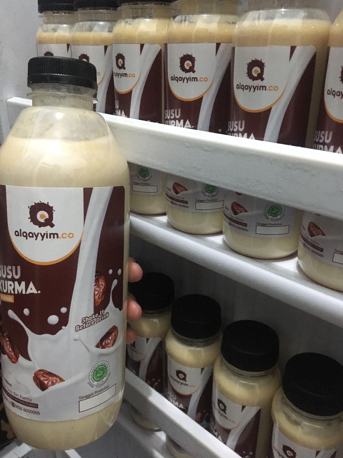 Mencicipi Manisnya Susu Kurma dengan Segudang Khasiat